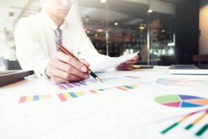 How to Write a Report Format: Tips & Tricks | OvernightEssay